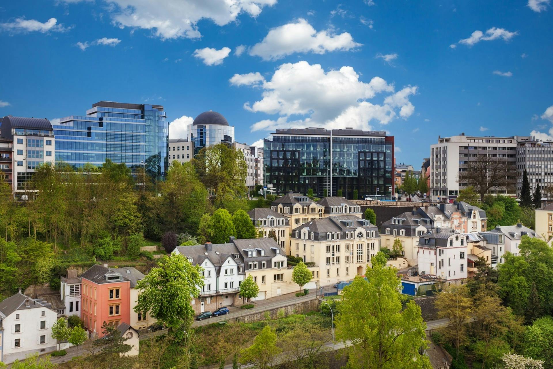 AXA Wealth Europe | A structure specific to the Luxembourg contract