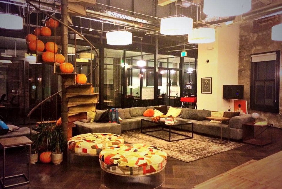 Inside the AXA Lab: Students, Surprises and Silicon Valley | AXA