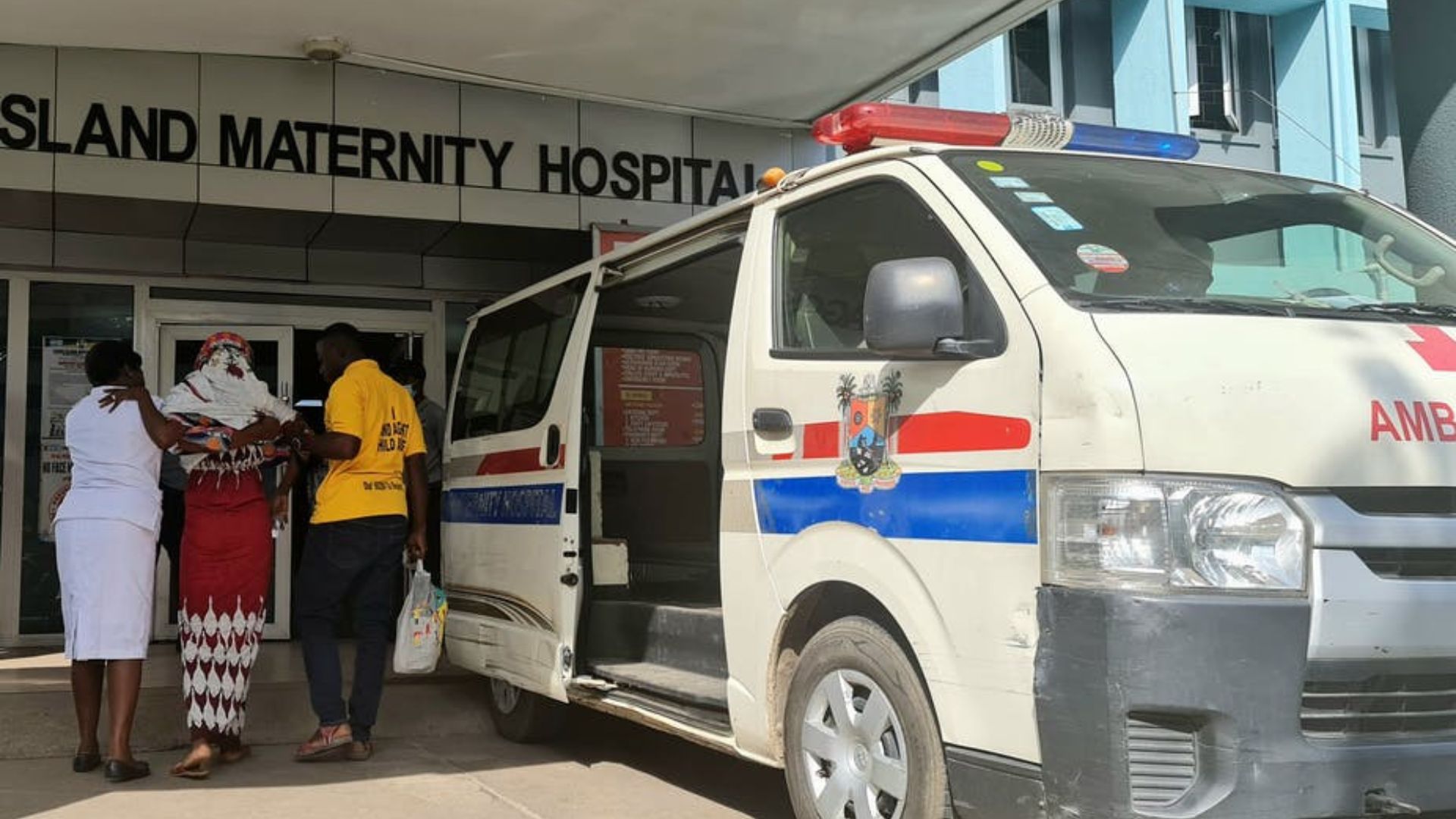 Lifesaving maternal health services: so close, yet so far | AXA