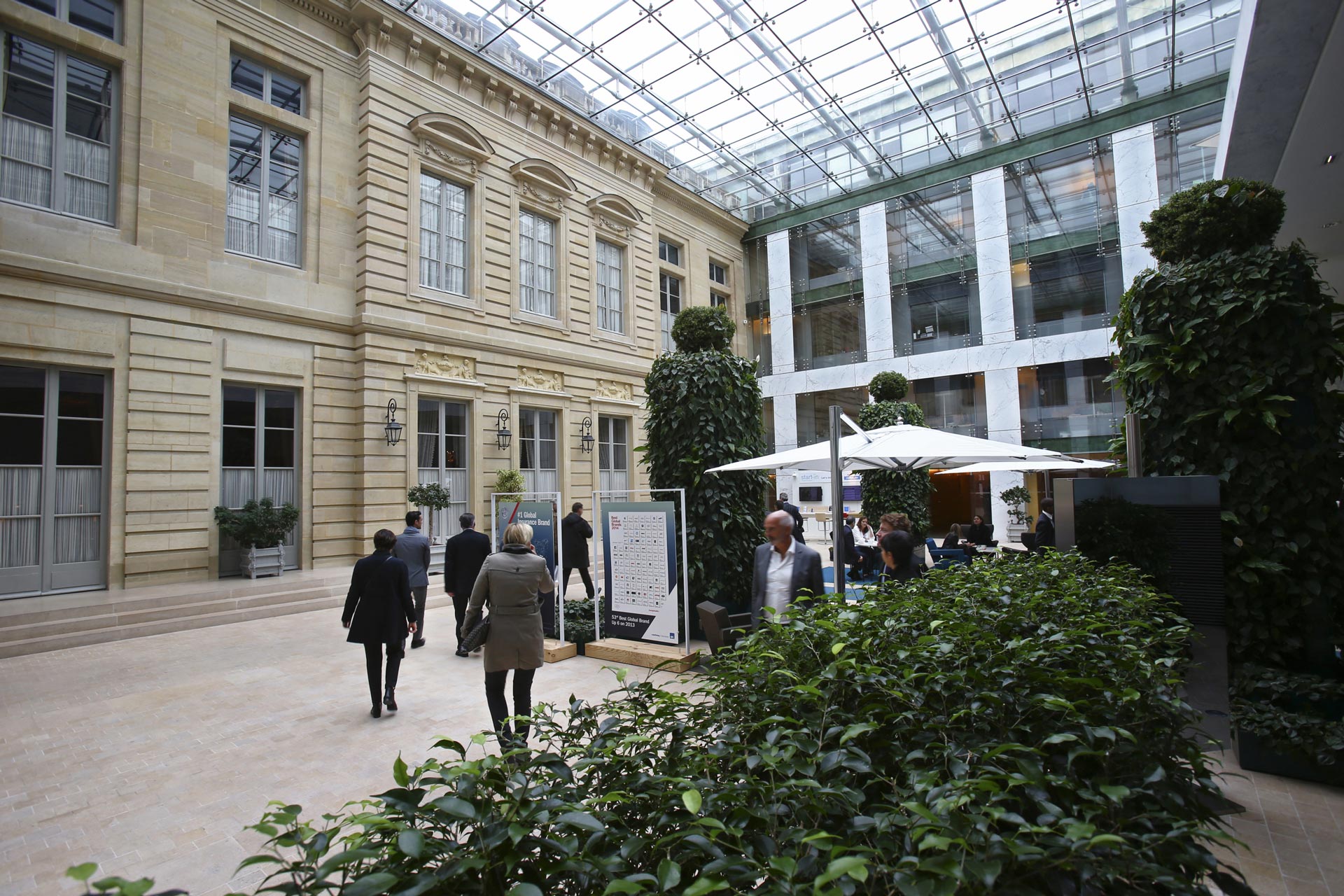 AXA sponsors the world’s first global Investor Statement to fight ...