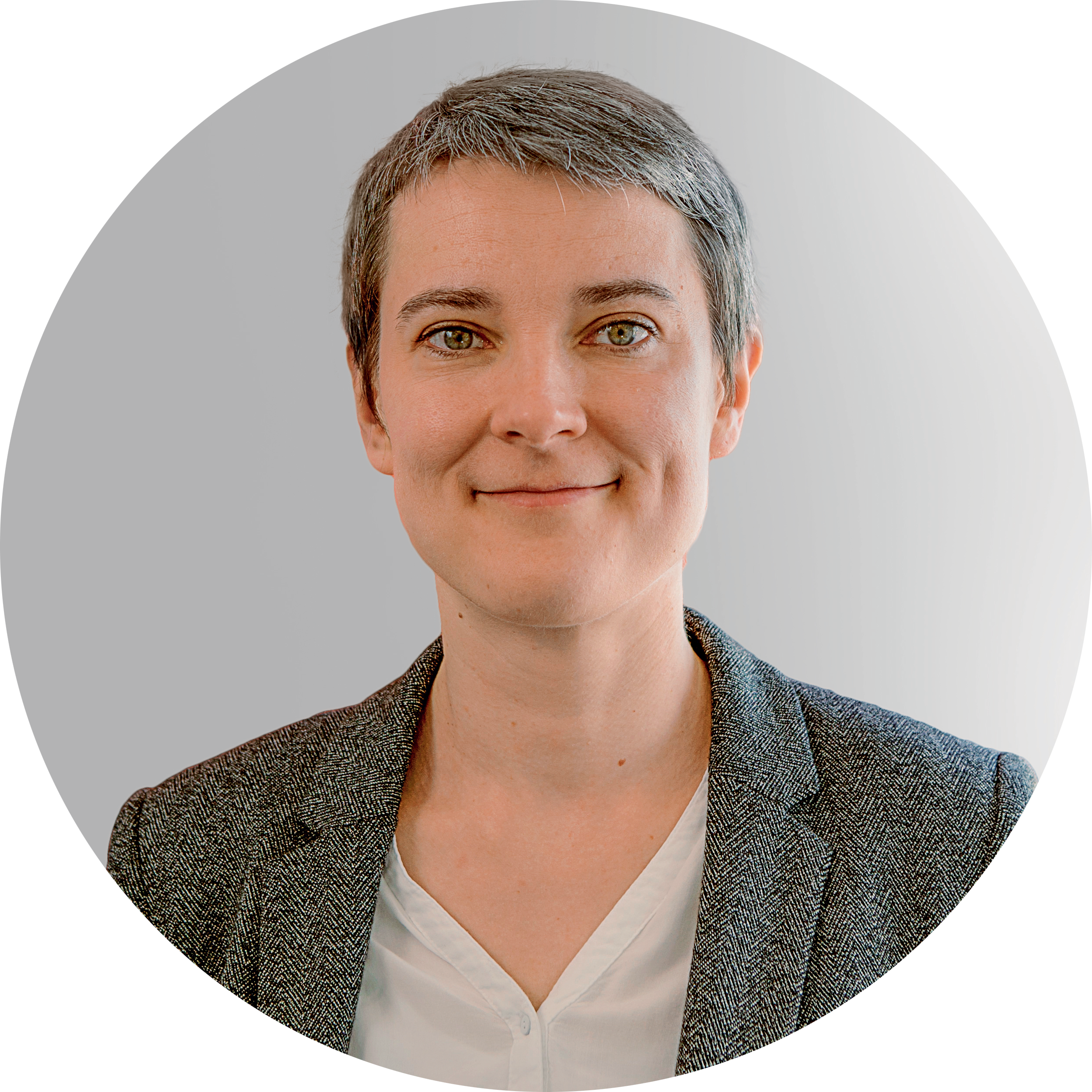 Supporting female entrepreneurs | AXA